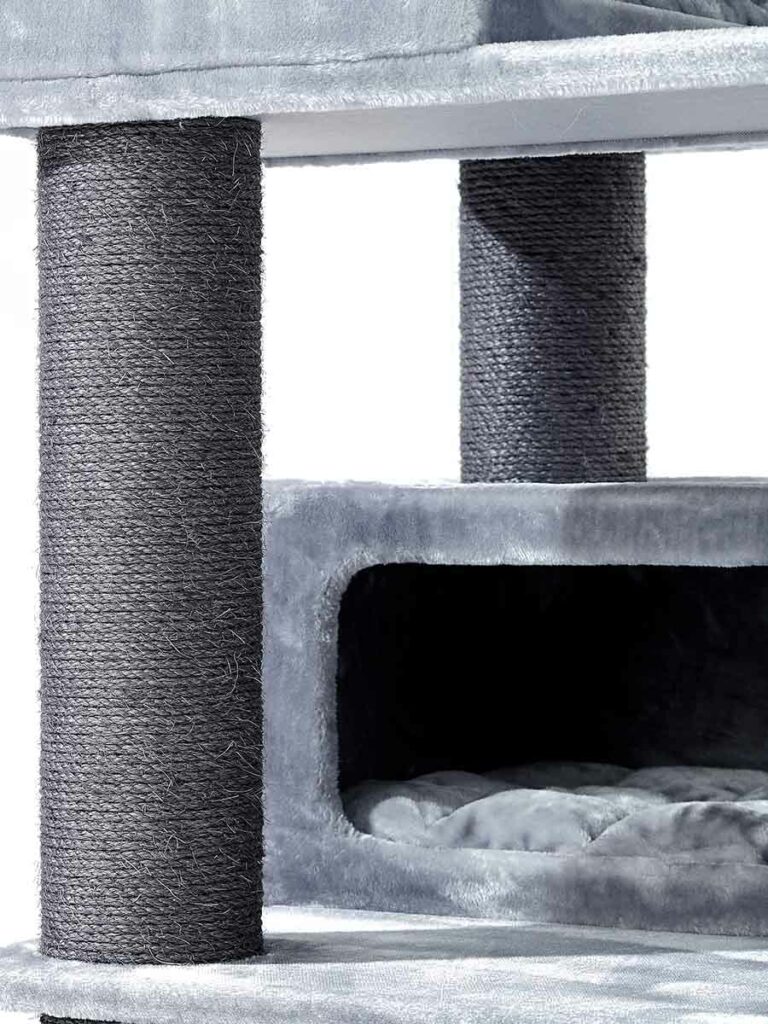 Cat tree Turnpike 190 - Petrebels